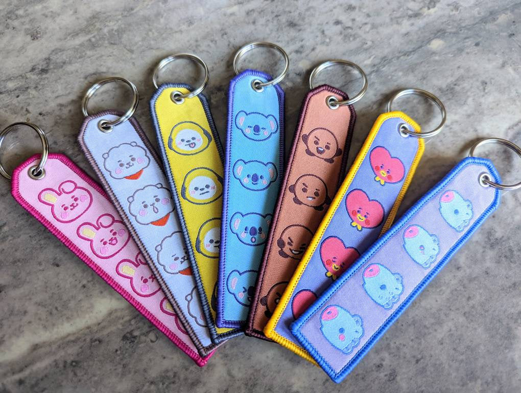 BT21 Embroidered Tag Keychain - Kawaii cute jet tags (Tata, Chimmy, Ko ...